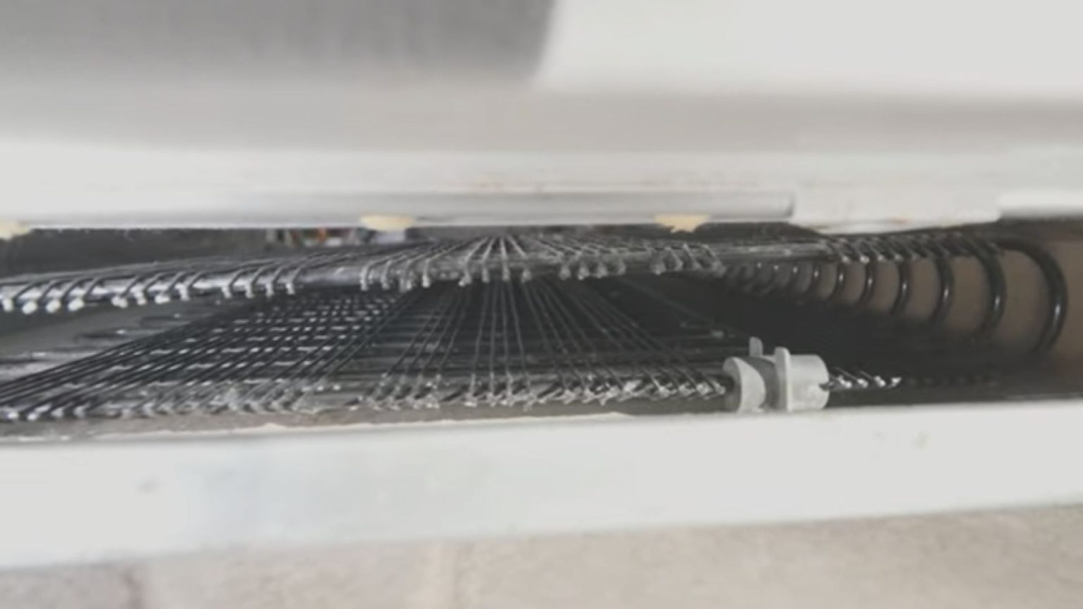 6 Reasons Hisense Fridge Overheating (Fixed!) – RectifyHome